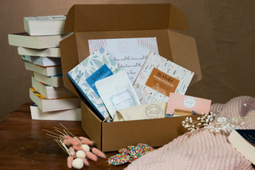 Tales & Tea - Indulgent Gift Boxes for Book Lovers